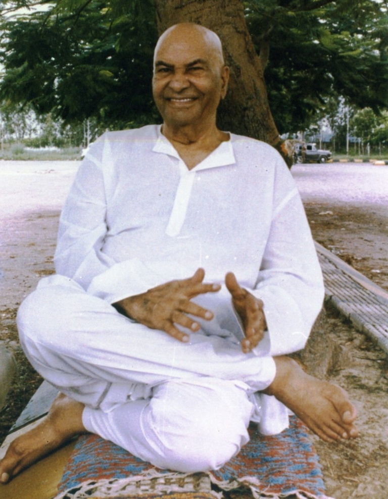 Papaji - Sri Papaji Center