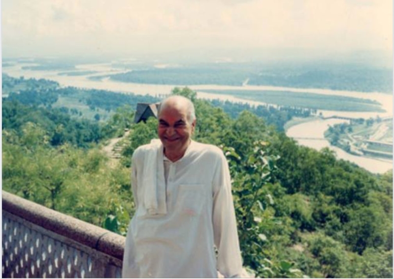 Papaji - Sri Papaji Center